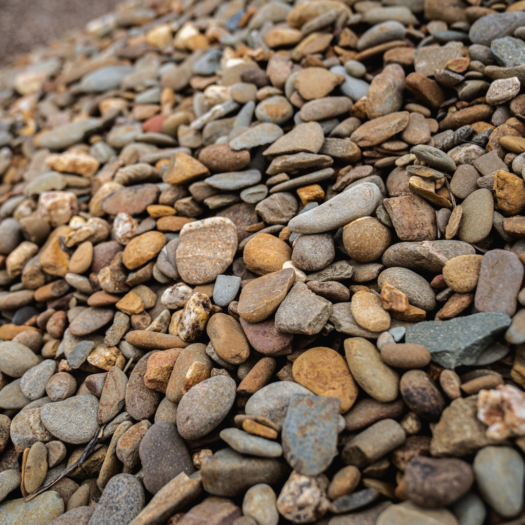 25MM - 40MM PEBBLES COLOURED at Daisy's